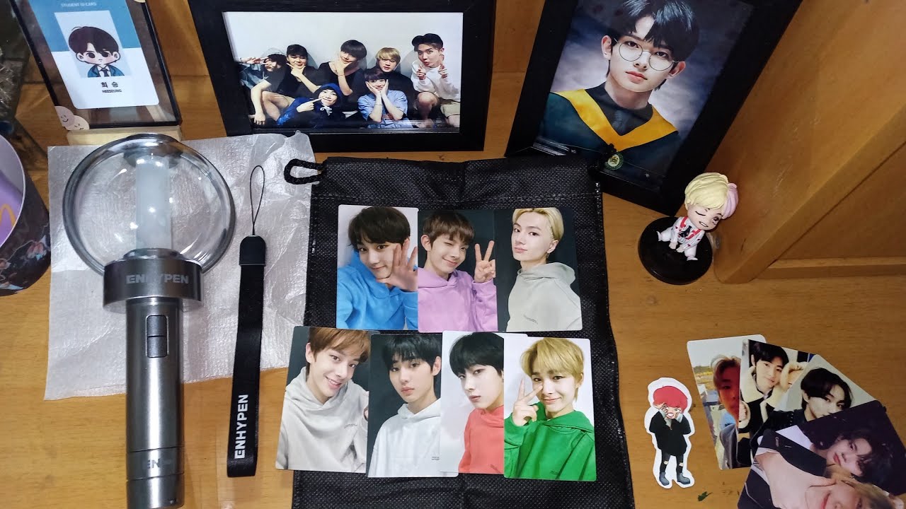 Unboxing ENHYPEN Lightstick (ENGENE Bong) - YouTube