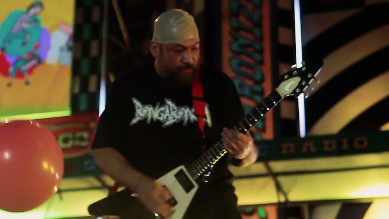 Rangkuman Video Bongabonga di Syncronize Fest - YouTube