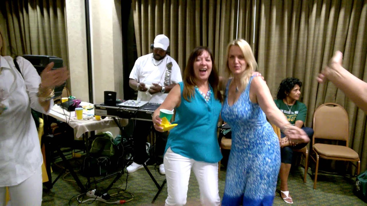 Miami Killian 75 - 40th Reunion Dance Moves - YouTube