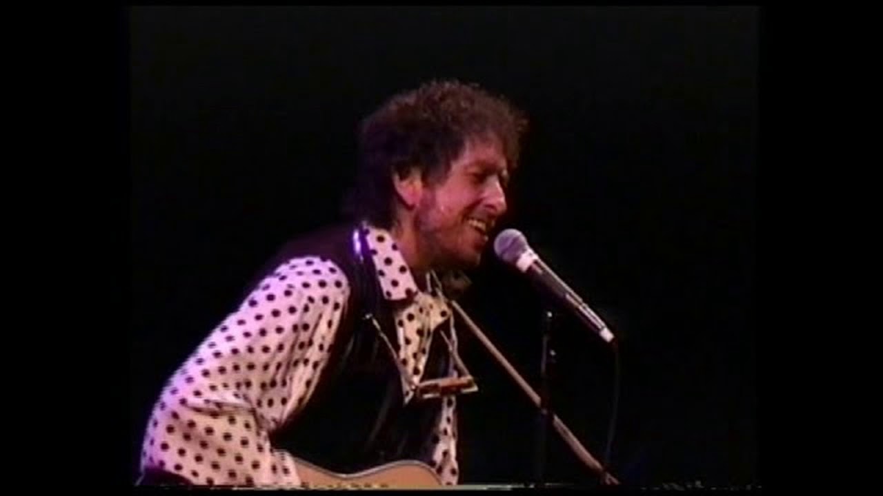 Bob Dylan - Female Rambling Sailor (Trad. Live, 1992) - YouTube