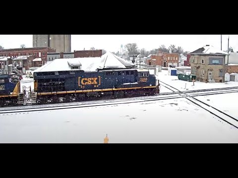 CSX Intermodal W/ ET44AH 3268 + AC44CW 531 & ES44AH 931 Deshler Ohio Railcam Slideshow 1/31/21 ...