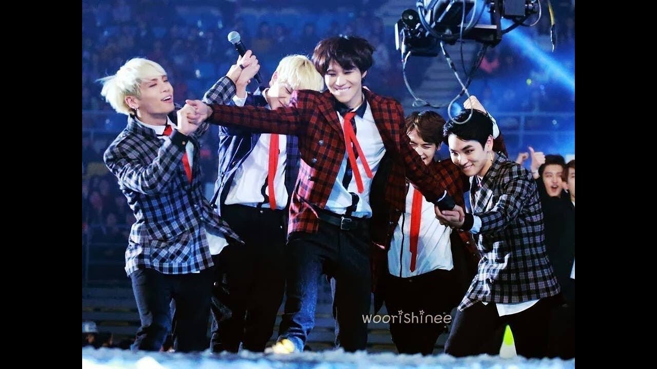 10 YEARS OF REPLAY- SHINee - YouTube