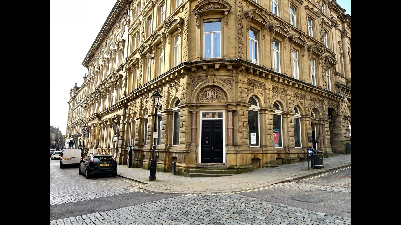 7/9 Crossley Street, Halifax Virtual Tour - YouTube