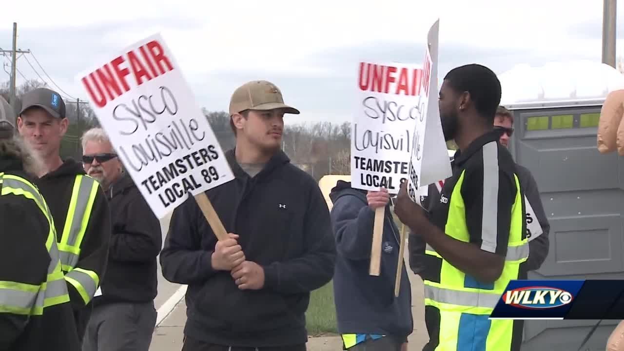 Sysco delivery drivers on strike - YouTube