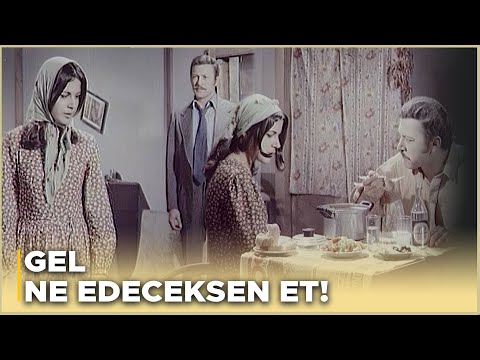 Erkeksen Kaçma Türk Filmi | Ahmet Fatma'yı Köyüne Yollamaya Çalışıyor