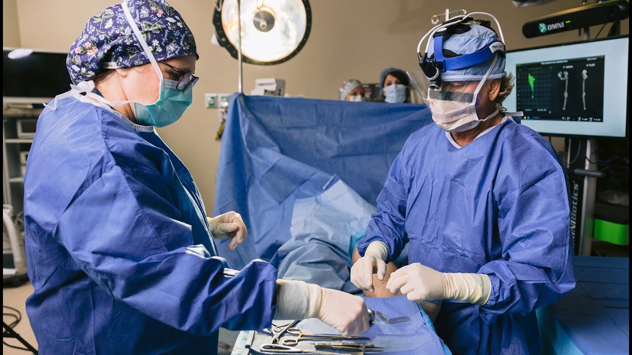 Dr. Jeffrey H. DeClaire | Outpatient Knee Replacement Surgery - YouTube