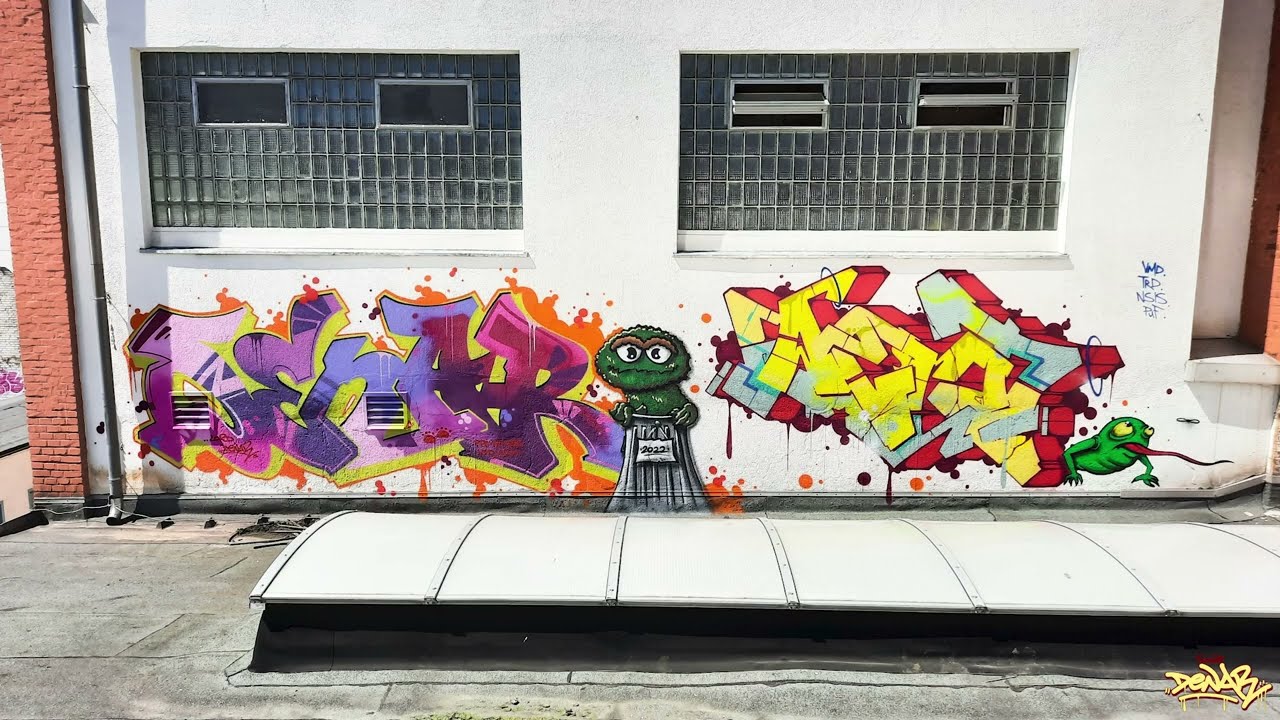 Oscar the Grouch / Rooftop Graffiti Spray / Hot Summer Sprayday w. Wert ...