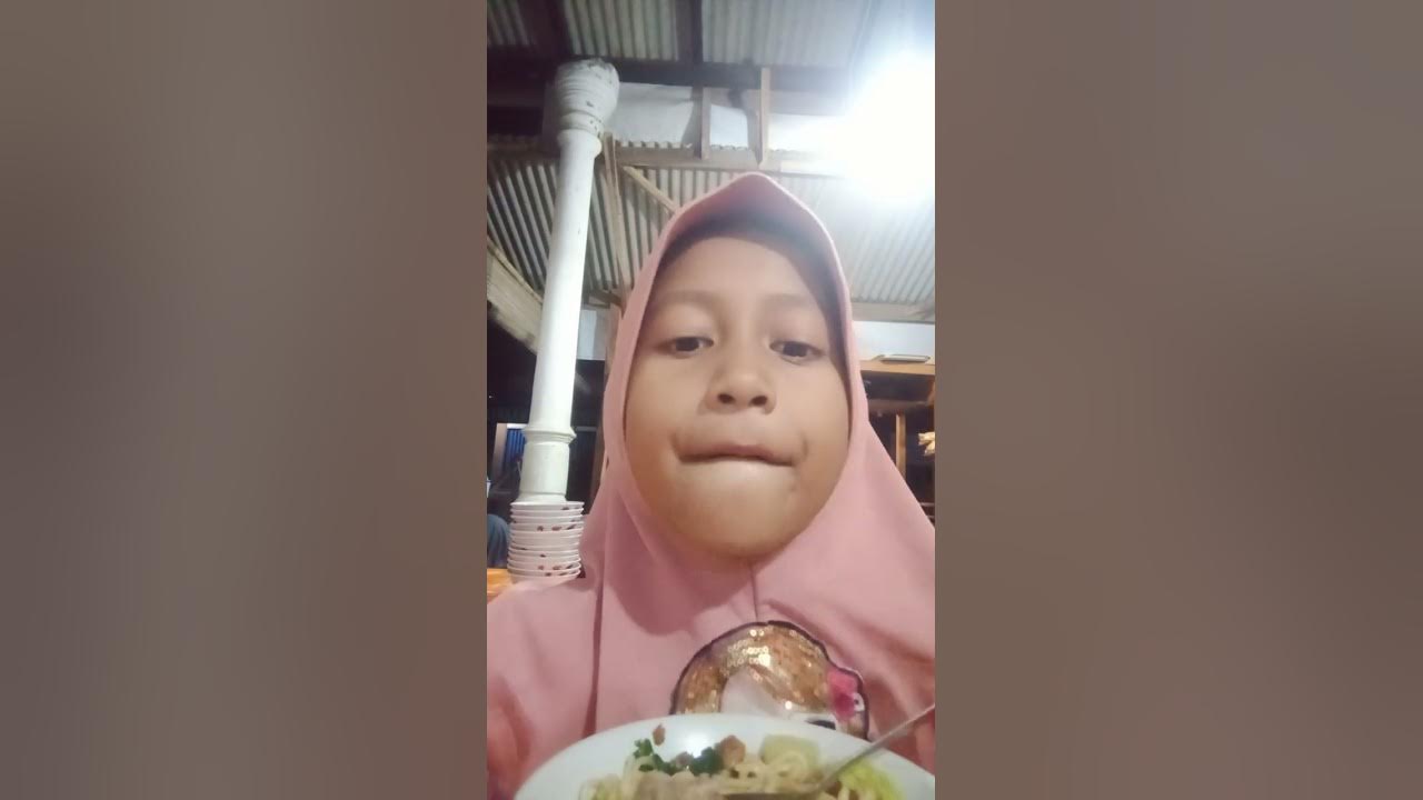 Makann bakso And mie Ayam😋 Jangan lupaa Subscribe Dan Like nyaa yaa baay😘 - YouTube