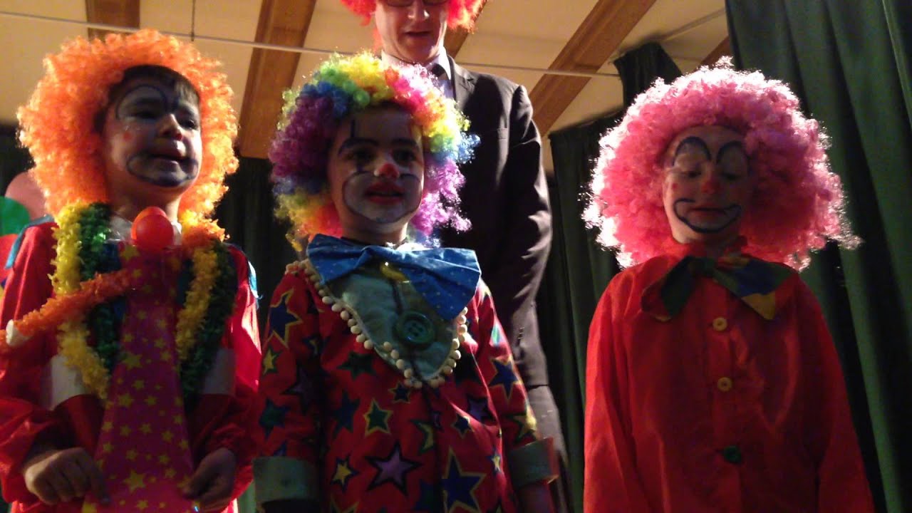 El gran payaso Mario - YouTube