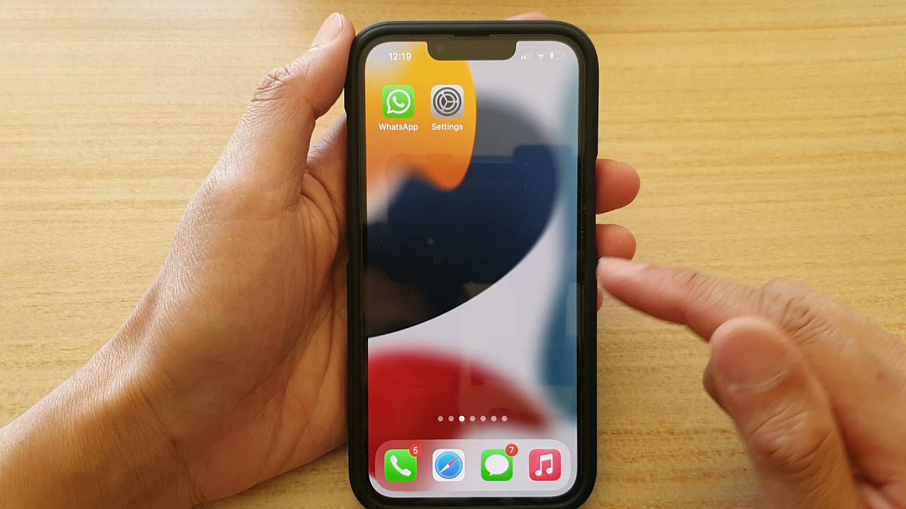 iPhone 13/13 Pro: How to Turn On/Off Safari Landscape Tab Bar - YouTube