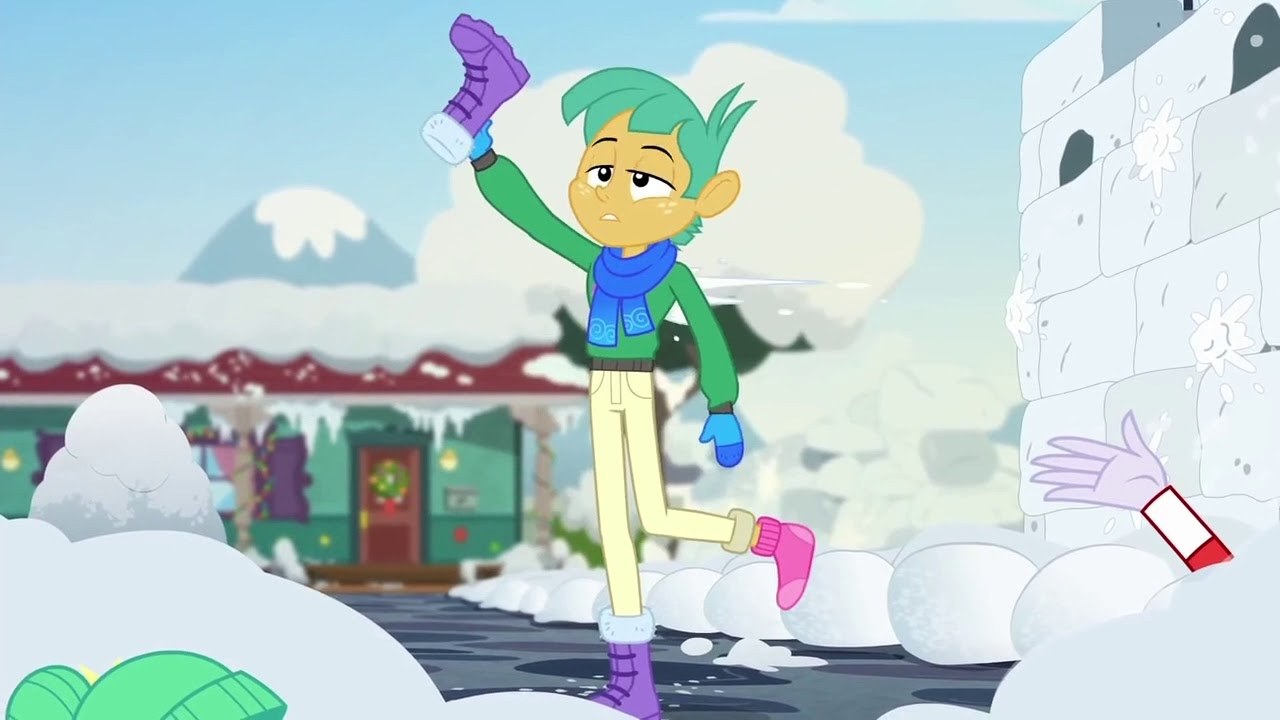 My Little Pony Equestria Girls Getting Prepared For a Snowball Fight ...