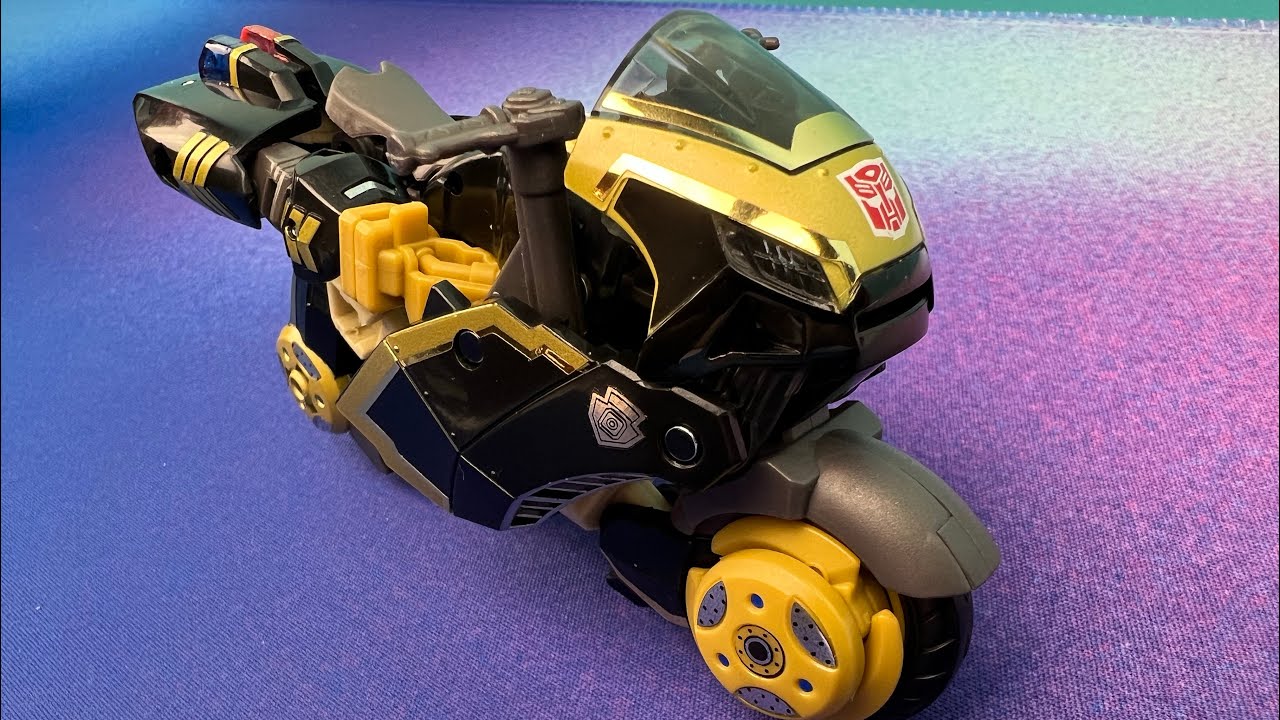 PROWL, ANIMATED LEGACY EVOLUTION TRANSFORMERS REVIEW - YouTube