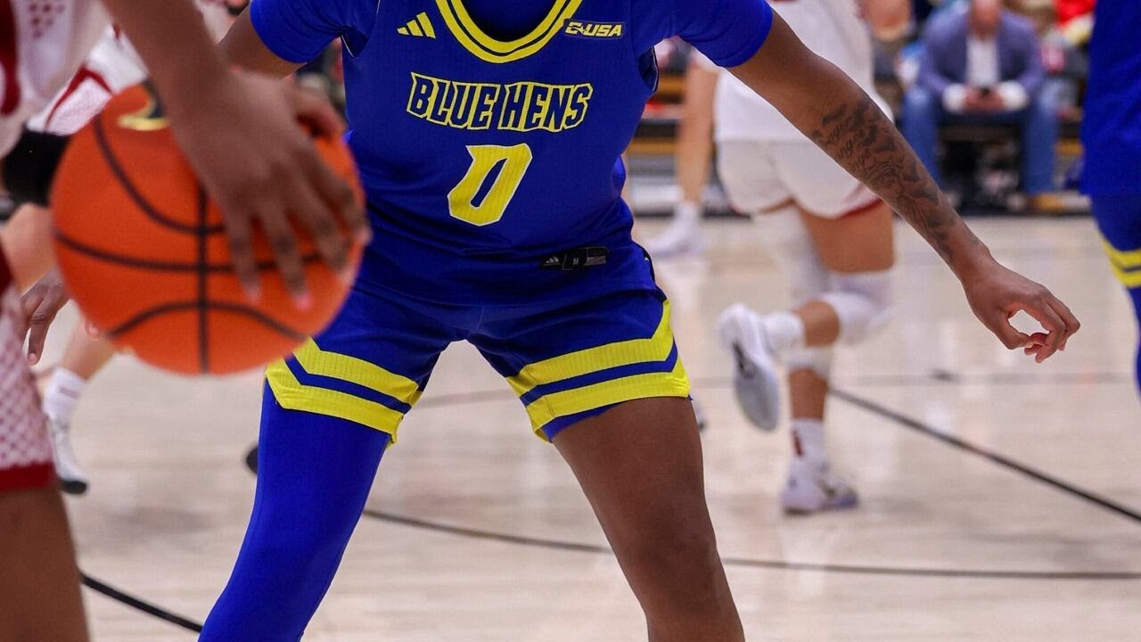 Palestine’s Fantroy scores 10 points in Delaware loss to Harvard - YouTube
