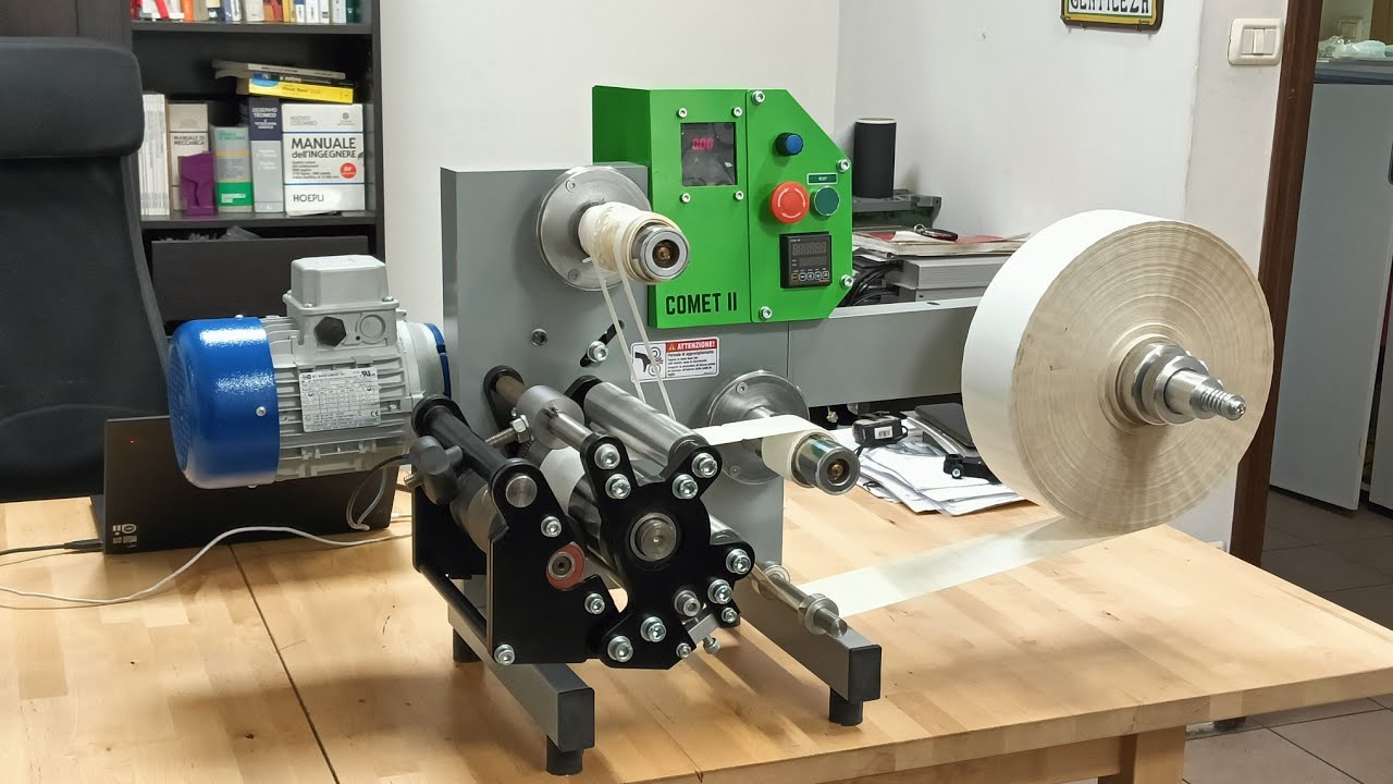 Rotary label cutter Comet II - YouTube