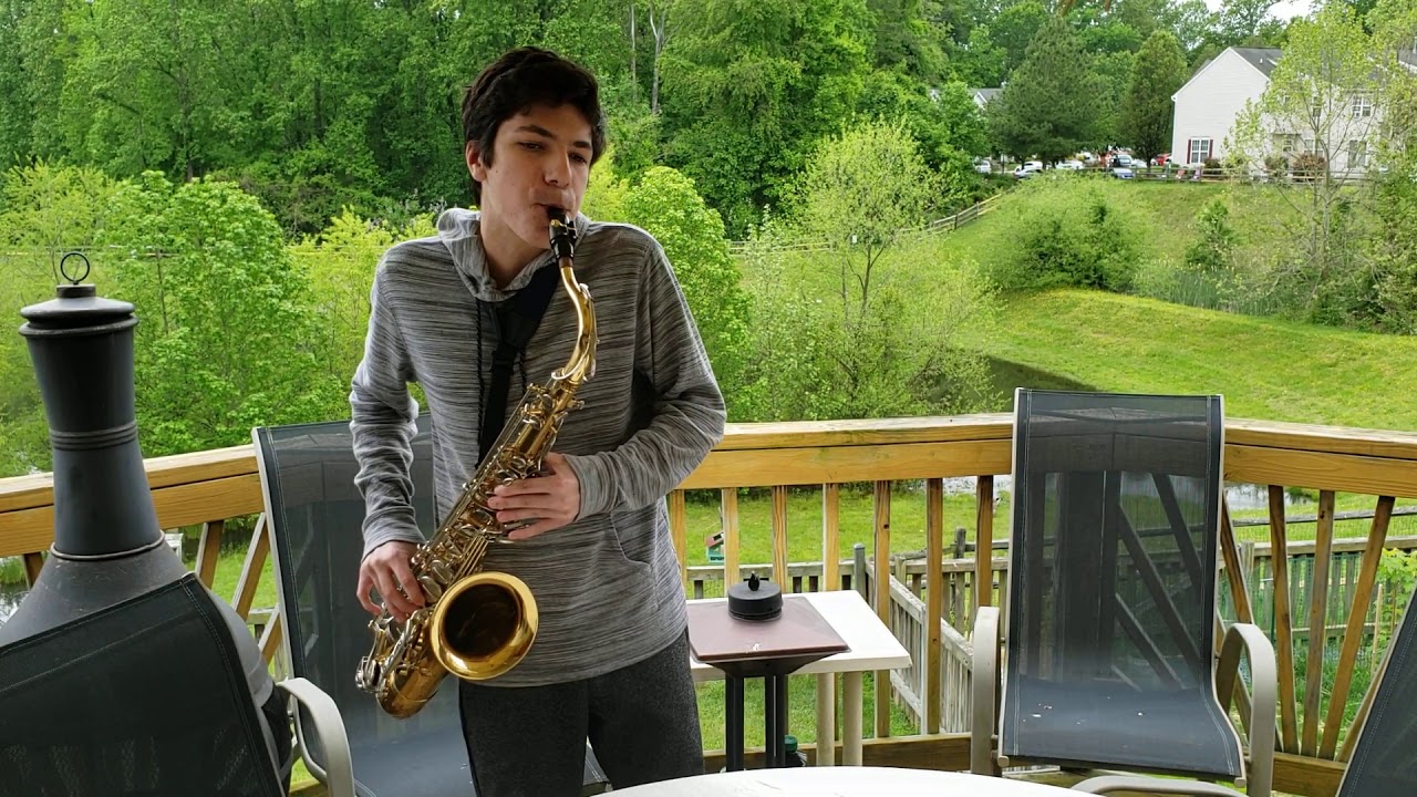 Riley playing his sax - YouTube