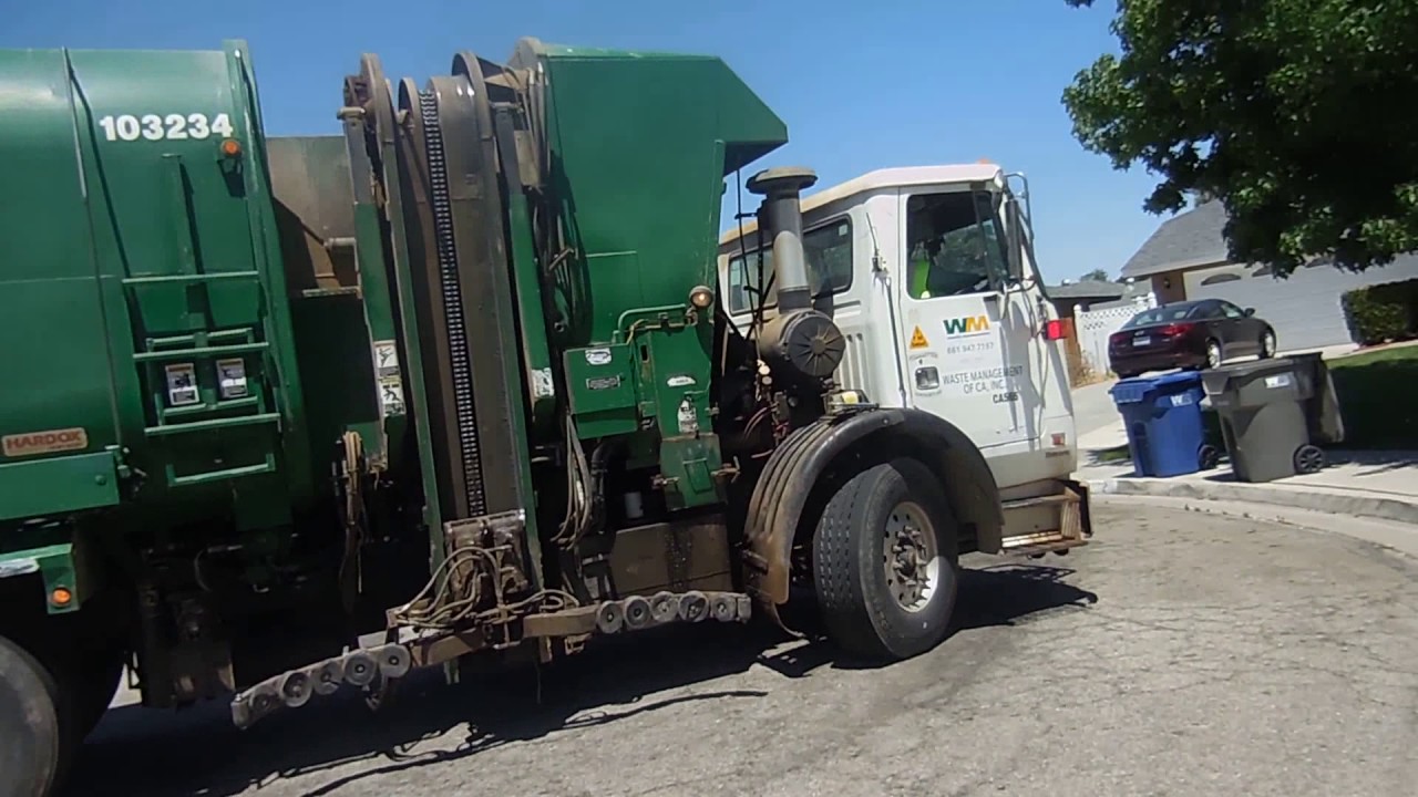 Autocar Xpeditor HX-450 Amrep ASL 103234 - YouTube