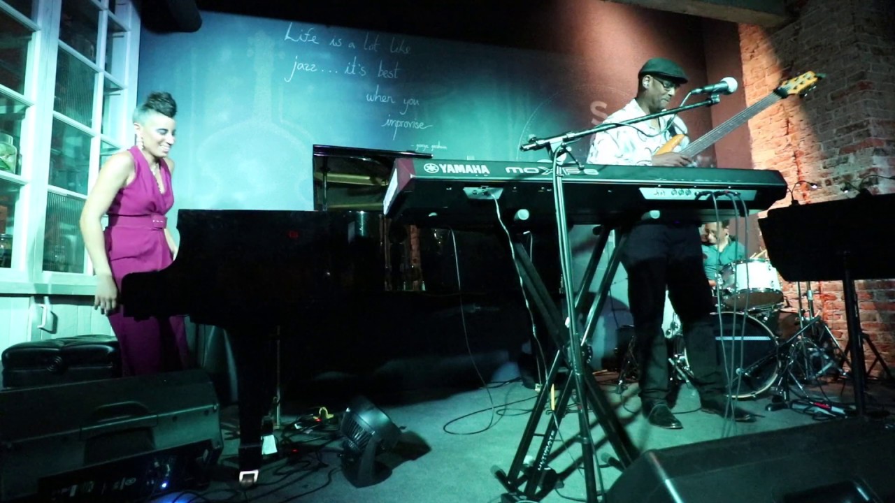 Gerald Veasley - YouTube