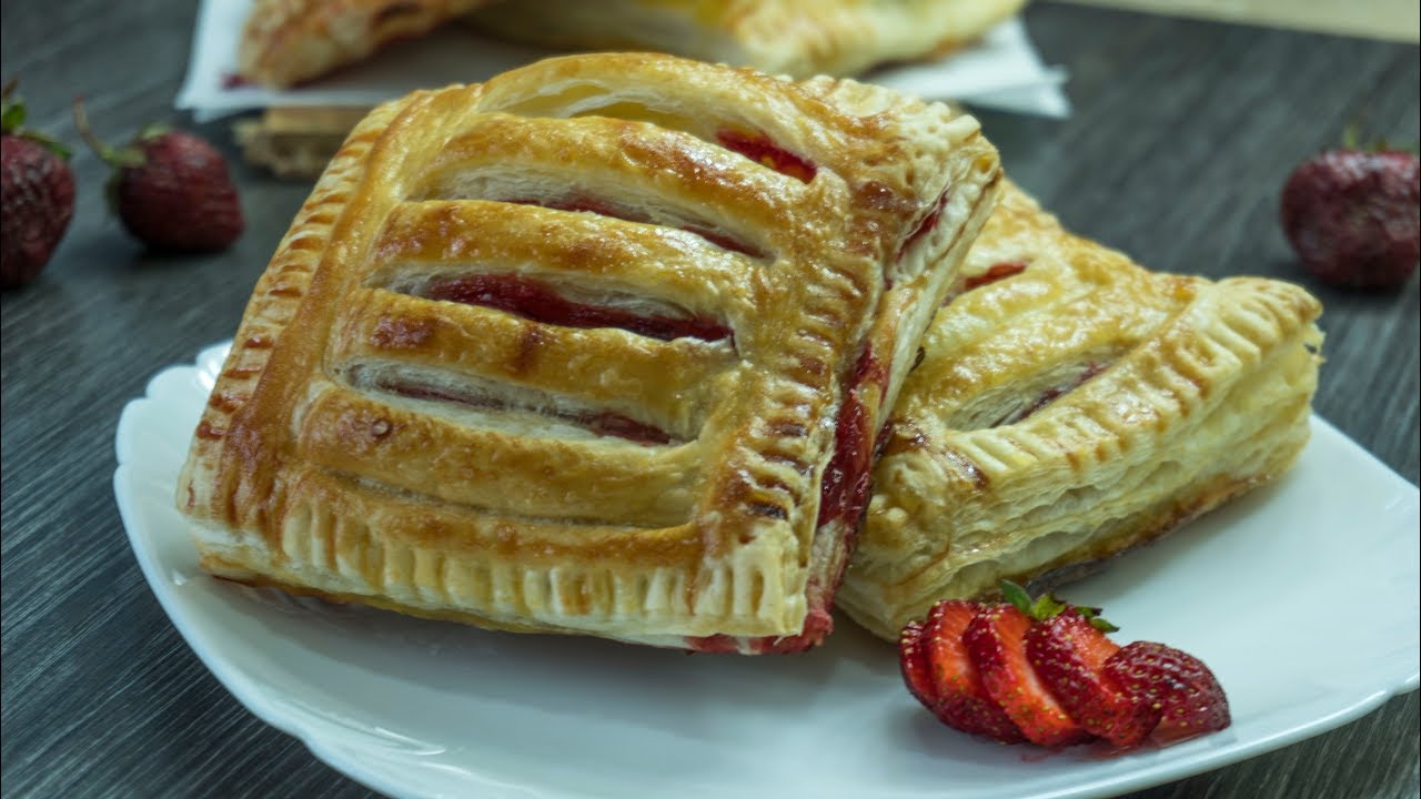 Easy and Fluffy Strawberry with Puff Pastry Recipes - YouTube