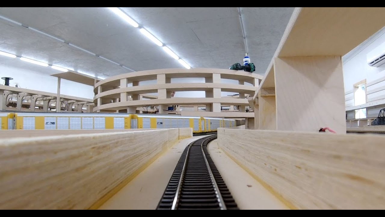 Sydney project cab-ride 05: Long train on the reversing loop - YouTube