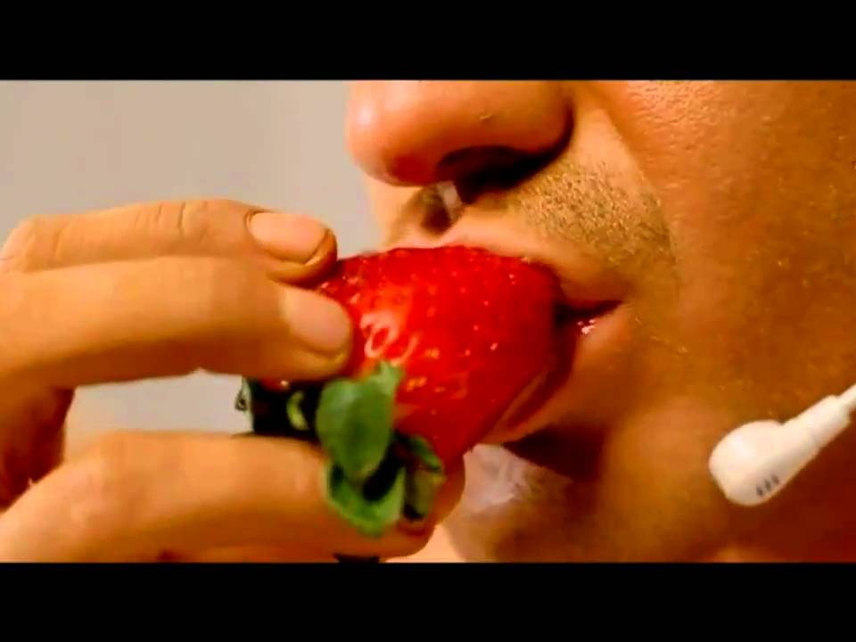 Azis -- Mrazish ( Official Video 2011 ) .. CiCi AzRa - YouTube