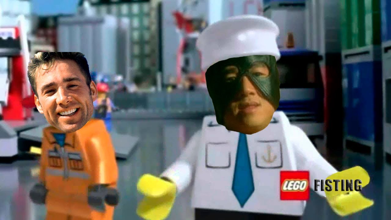 A man has fallen into the river in Lego City! (right version) - YouTube