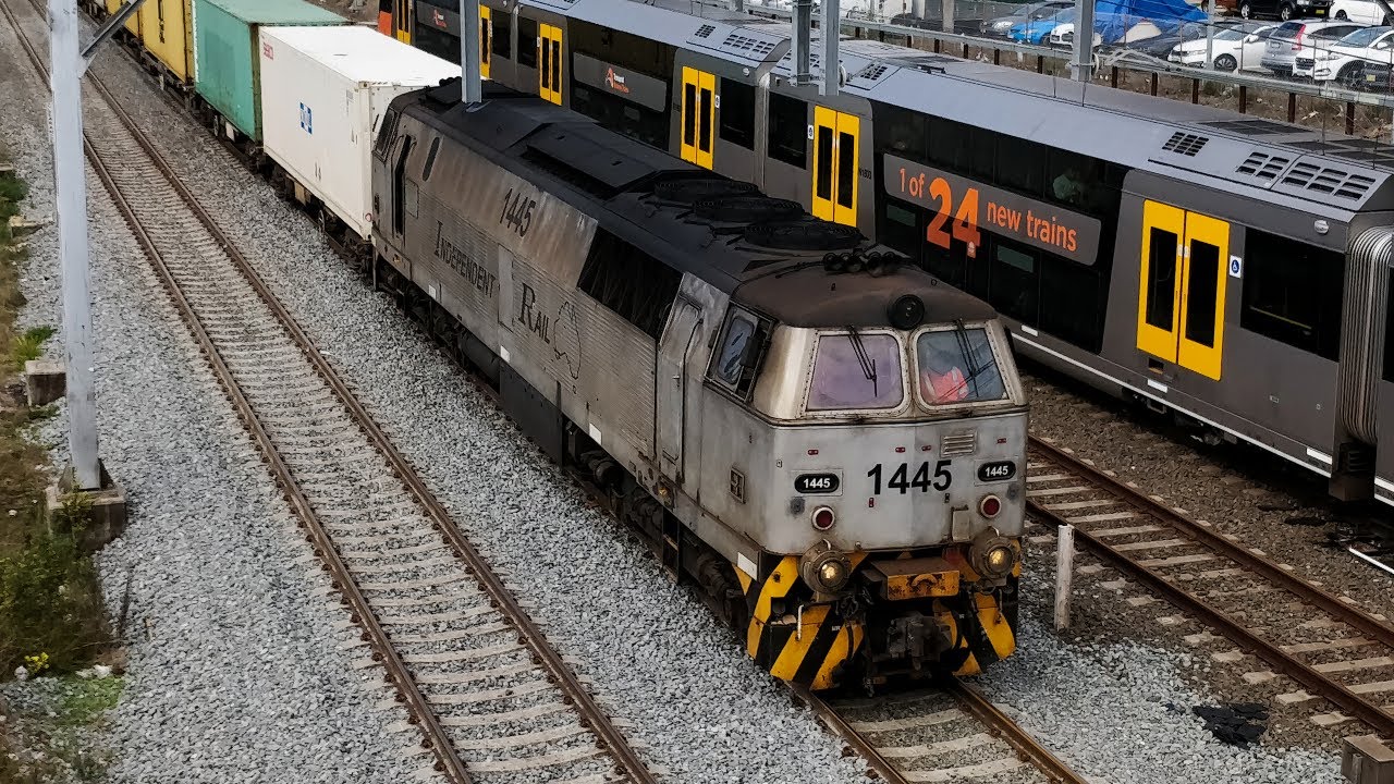 Former Danish Class MZ Locomotives in Sydney - YouTube