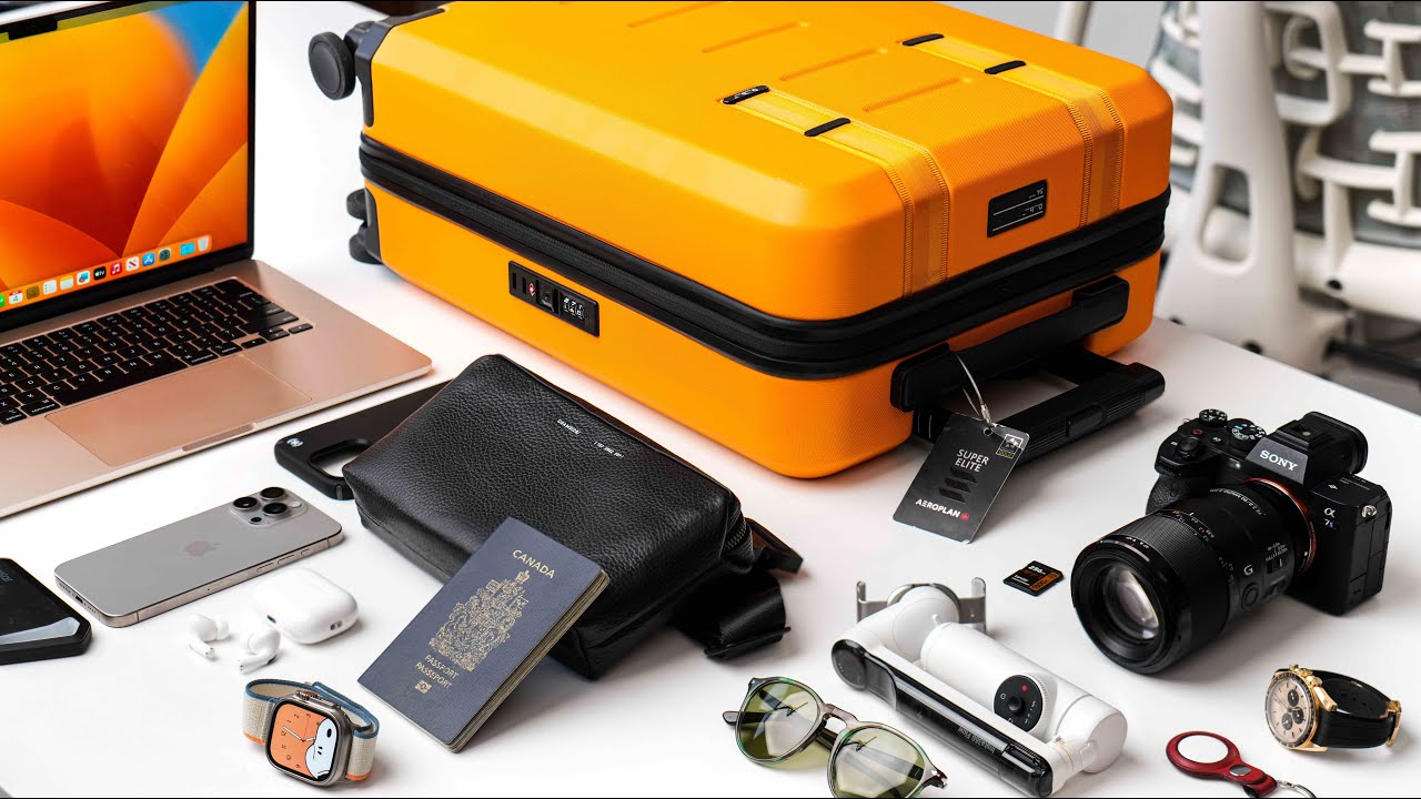 My ESSENTIAL Travel Tech and Bag - After Flying 100,000+ MILES! - YouTube