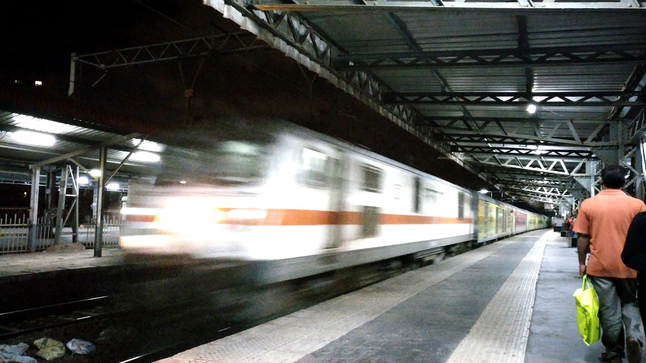 Suburban action! WAP7 - Duronto at MPS! :) - YouTube