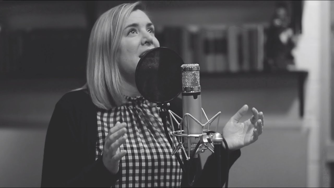 Run To The Father with Jessica Lyons at 1971 Sounds - YouTube