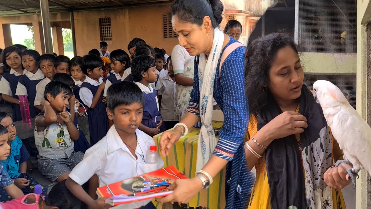 Enjoyed Mid-day Meal With School Children. - YouTube