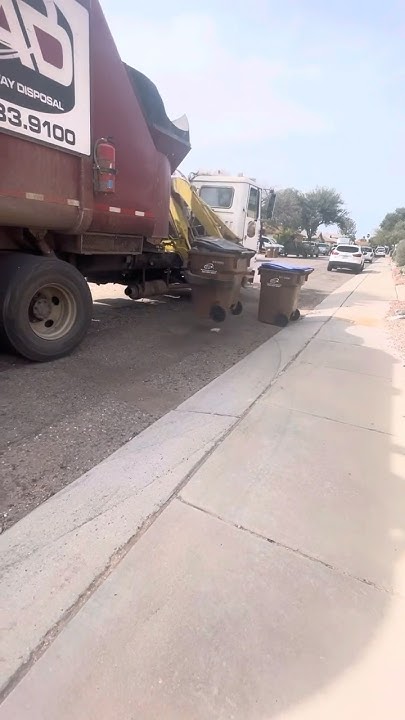 Waste connections of Arizona revving CP python 369 - YouTube