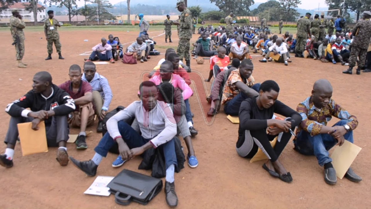 Army looking for over 4,000 recruits - YouTube