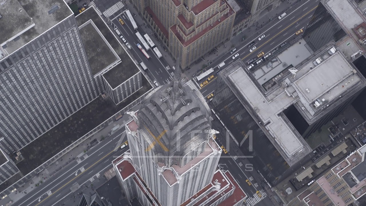 Bird's eye view of top of Chrysler Building, Midtown Manhattan, New ...