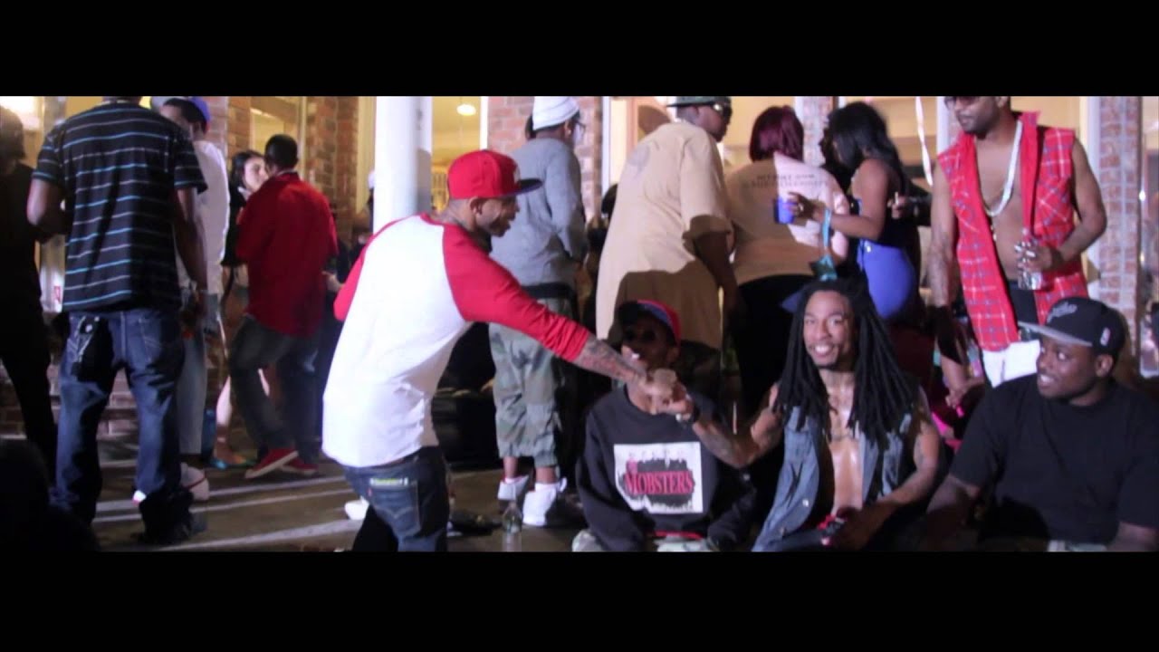 Partners-N-Crime Featuring YMCMB Flow - "Hell Yeah" - YouTube