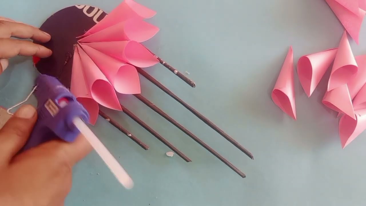 Beautiful and Easy Paper Wall Hanging / Paper Craft For Home Decoration ...