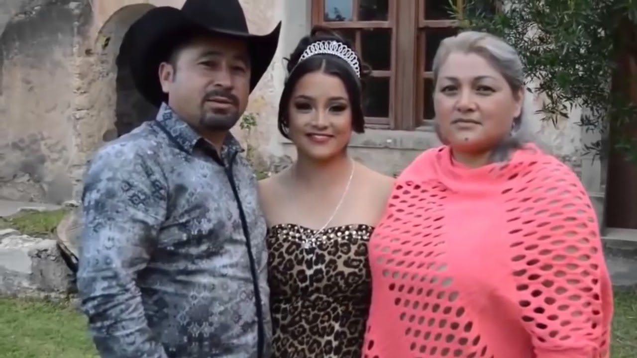 Los XV De Ruby Invitación Especial Al Ni Merg4 - YouTube