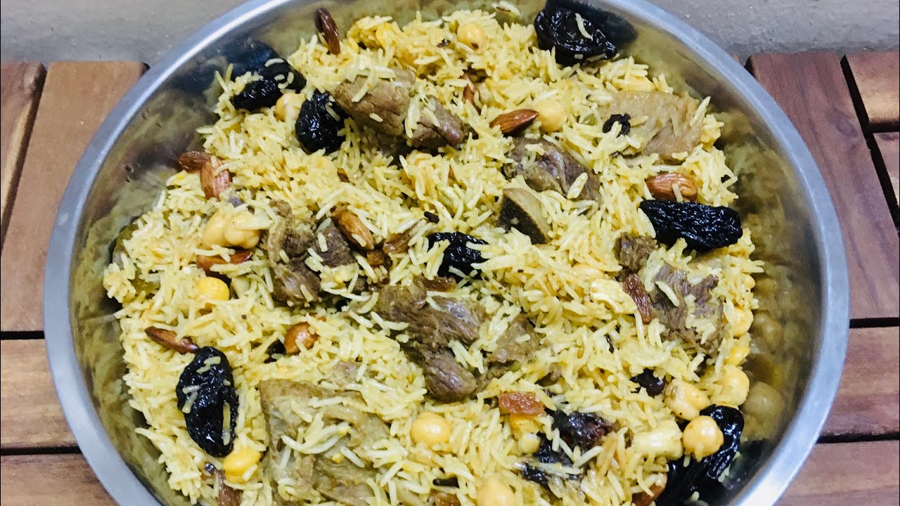 Bukhari rice with beef meat arabic cuisine Ruz bukhari Arabian recipe ...
