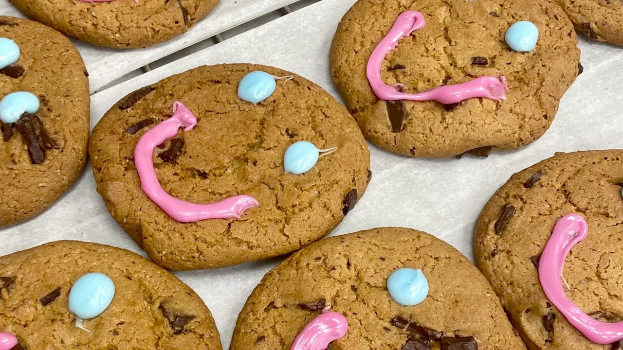 Smile Cookies Montage - YouTube