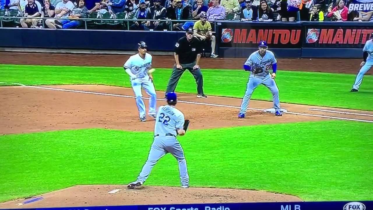 Kershaw Pickoff Move - YouTube