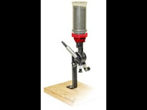 Lee Perfect Powder Measure - YouTube