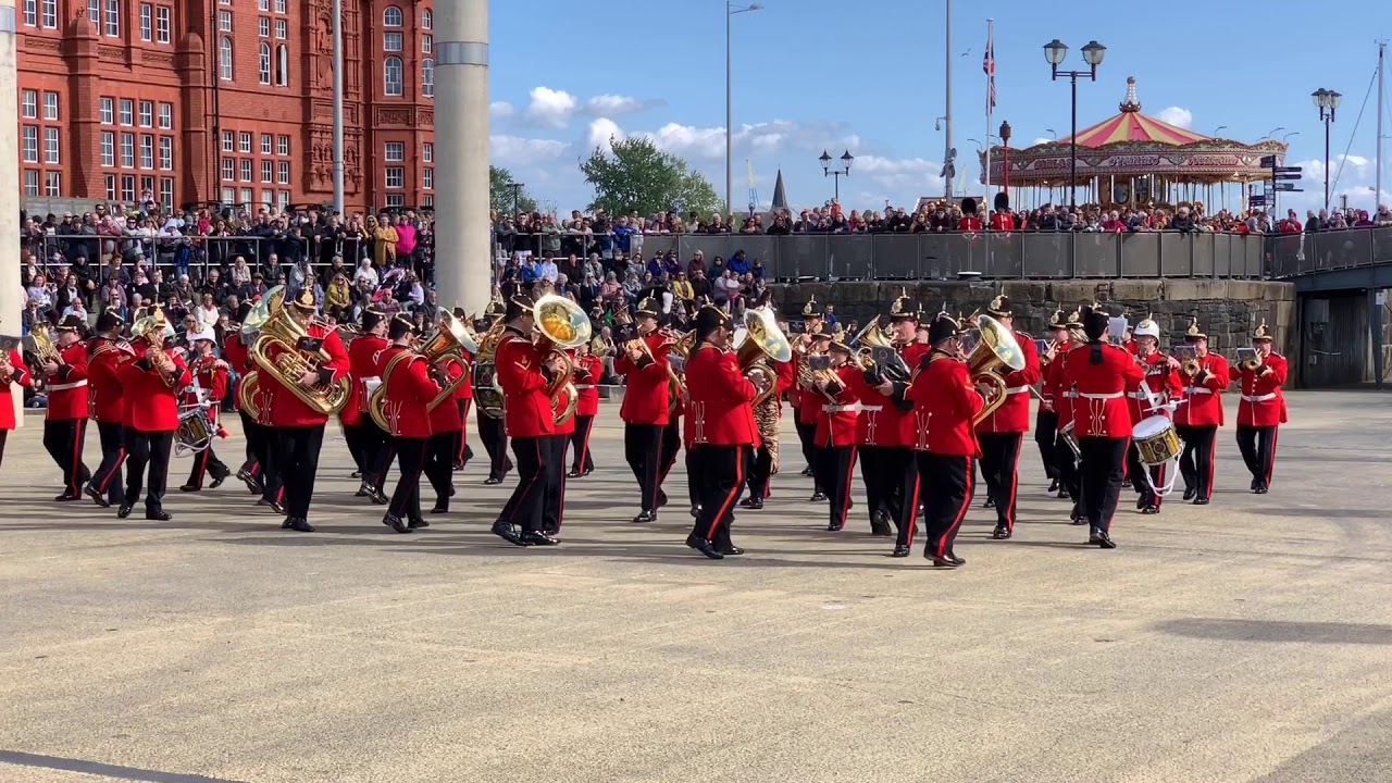 Bands Of The Royal Welsh And Prince Of Wales Division - YouTube