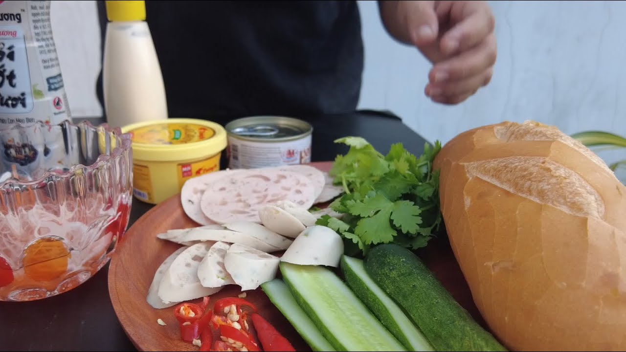 Bánh Mỳ Sài Gòn | The Corner of Sai Gon - YouTube