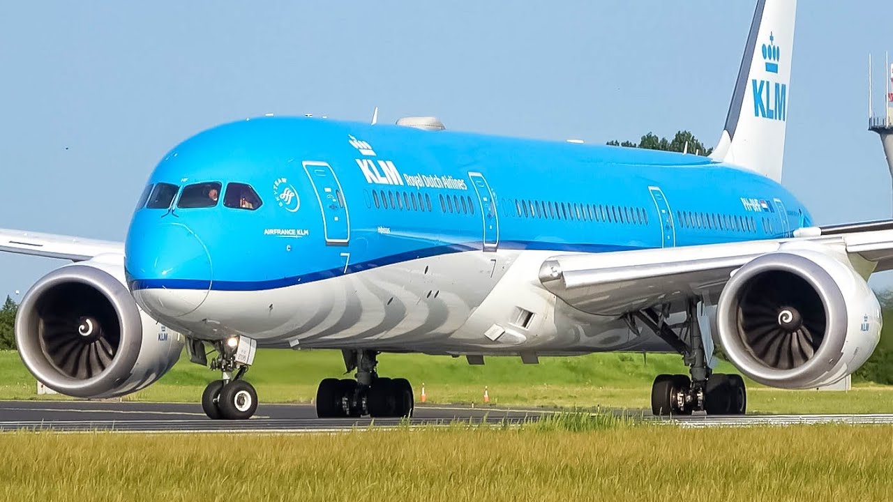 (4K) All aircraft types of the KLM Widebody fleet taking off from ...