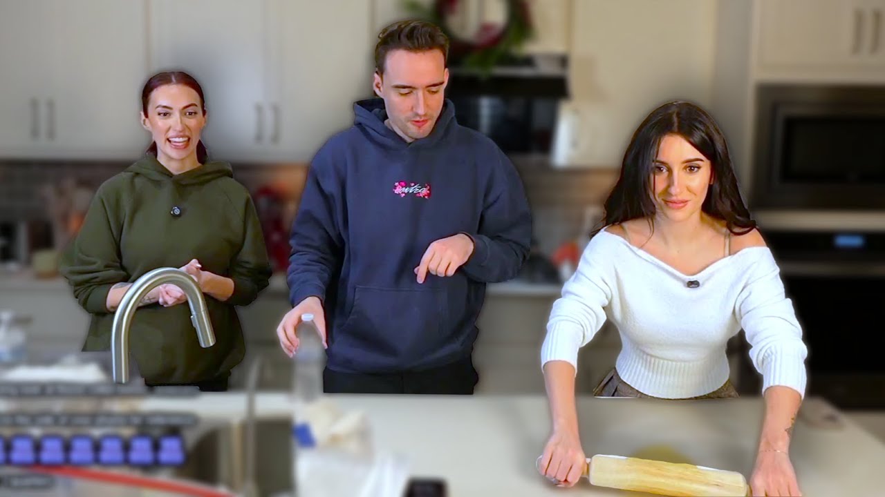 [DEC/17/24] ClaraATwork – Baking Christmas Cookies w @misterarther ...