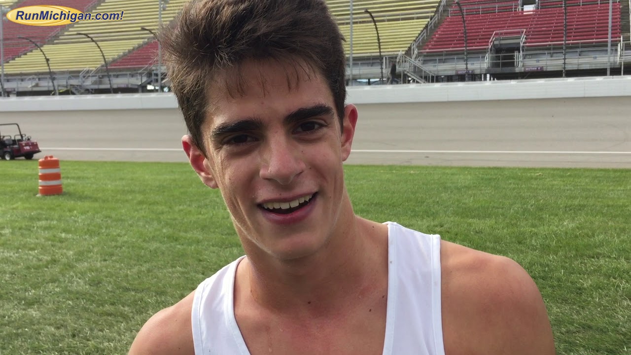 Interview: Nick Foster, 2018 MHSAA LP XC Finals Boys D1 Champion - YouTube