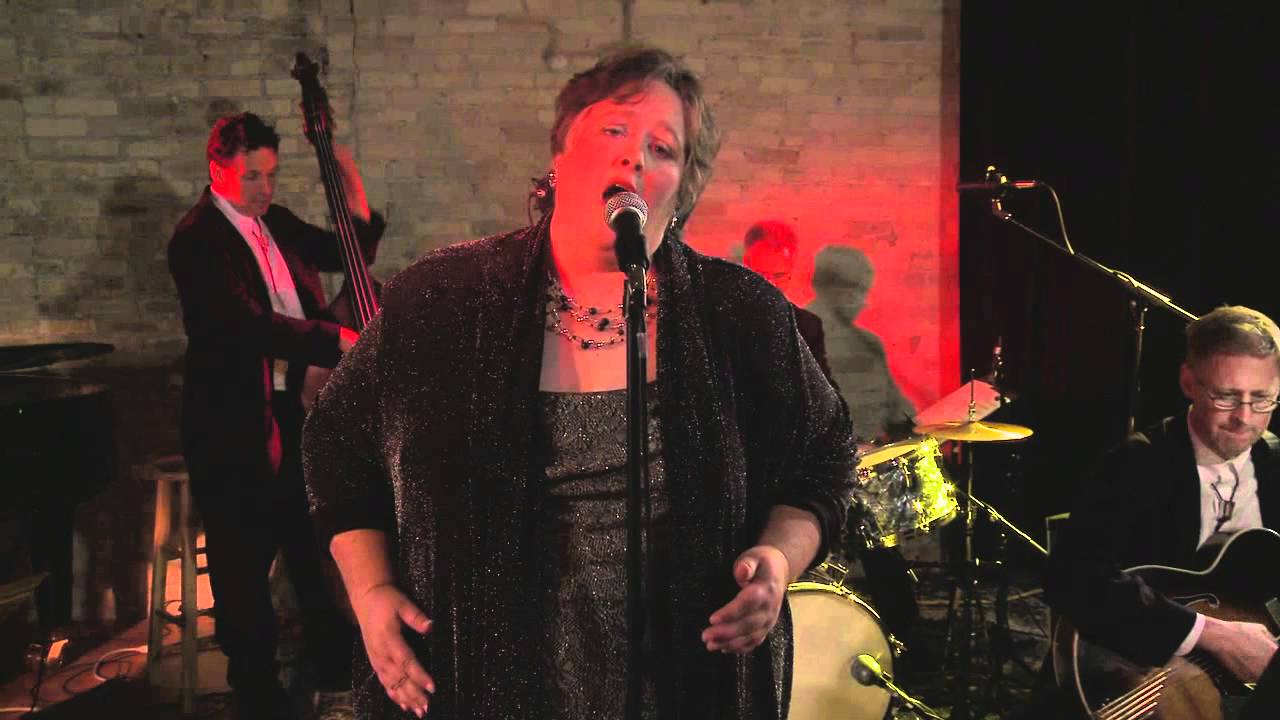 Patsy Cline's Crazy as performed by Patsy Clowser - YouTube