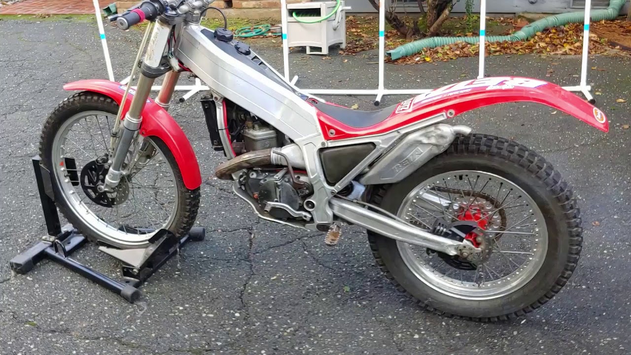 1992 Beta Zero 260 - YouTube