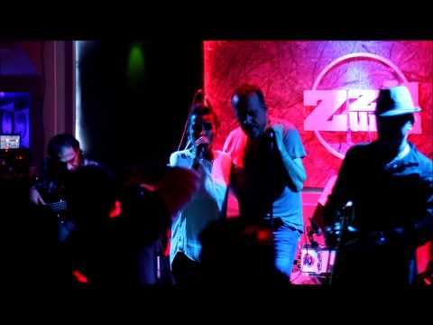 Tuğba Yurt - Haluk Levent (Düet) Sil Baştan