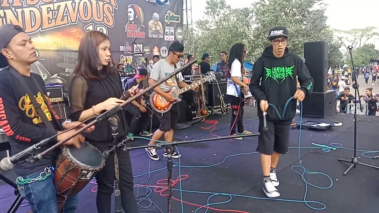 JSR (JAVA SCOOTER REVENDEOUZ) 12 ALJUL REGGAE @LANUD SULAIMAN BANDUNG ...