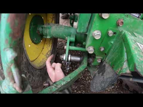 John Deere Tractor Repairs: How To Replace 3 Point Turnbuckle Sway Links on a John Deere 790 ...
